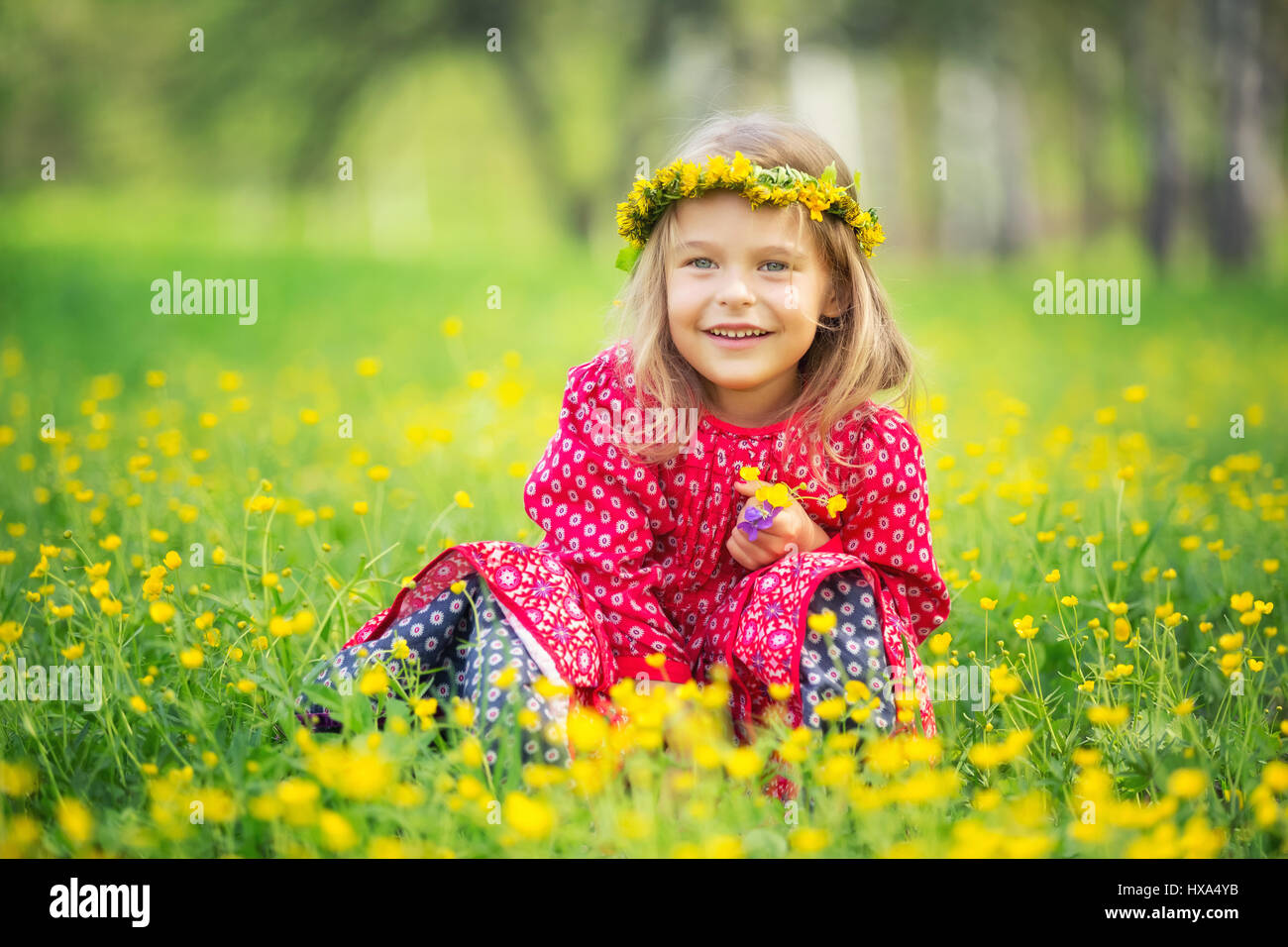 Spring little hi-res stock photography and images - Alamy