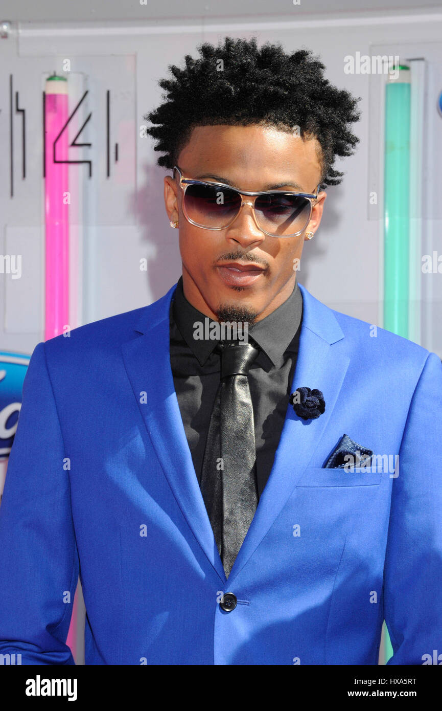 August alsina bet awards hi-res stock photography and images - Alamy
