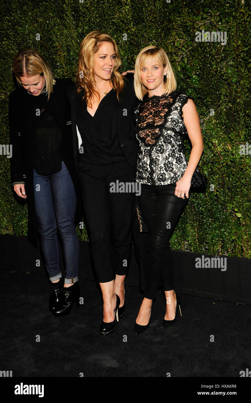 Chelsea Handler, Mary McCormack and Resse Witherspoon attend the Chanel ...