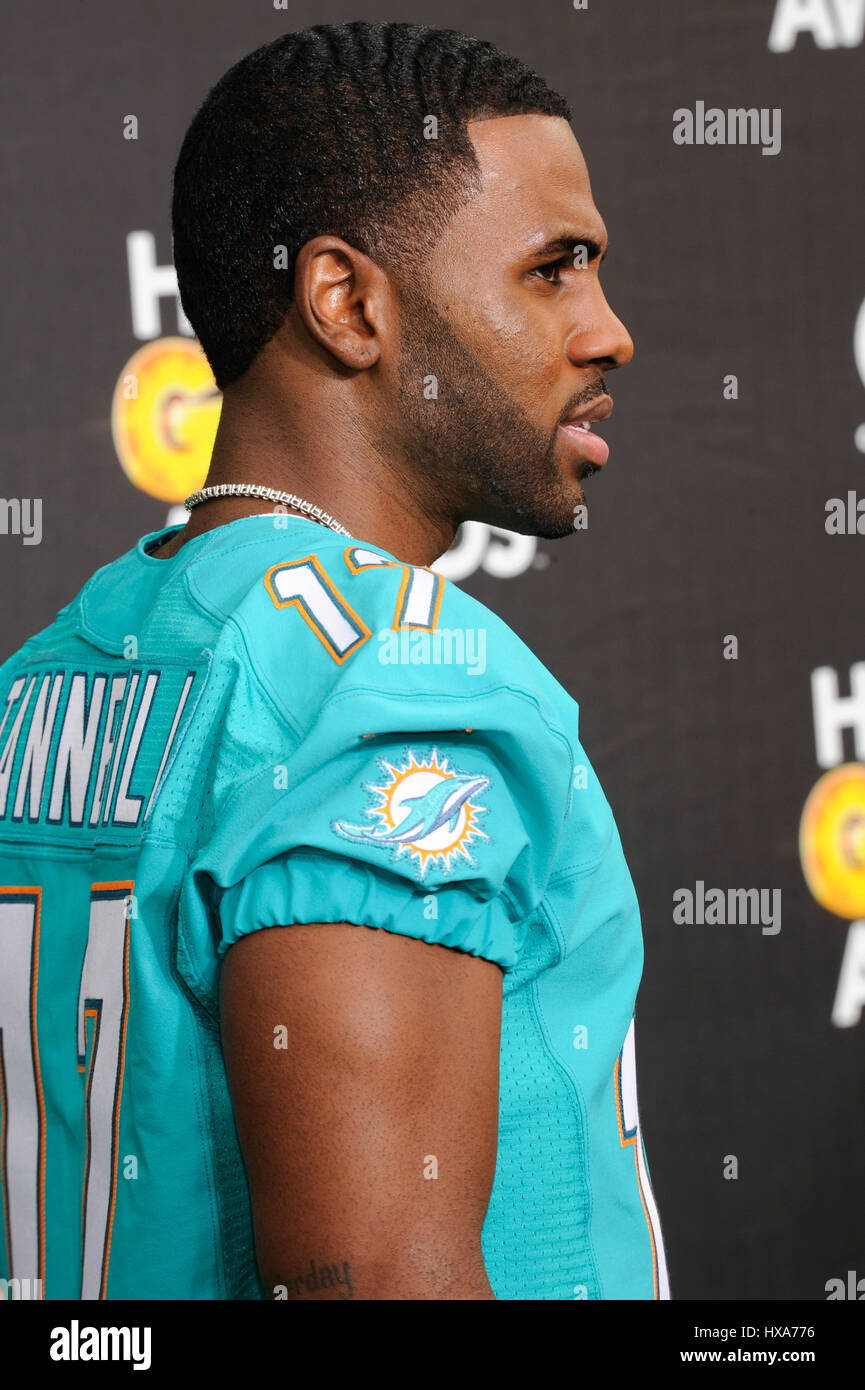 Jason Derulo arrives at the 4th Annual Cartoon Network Hall Of Game ...