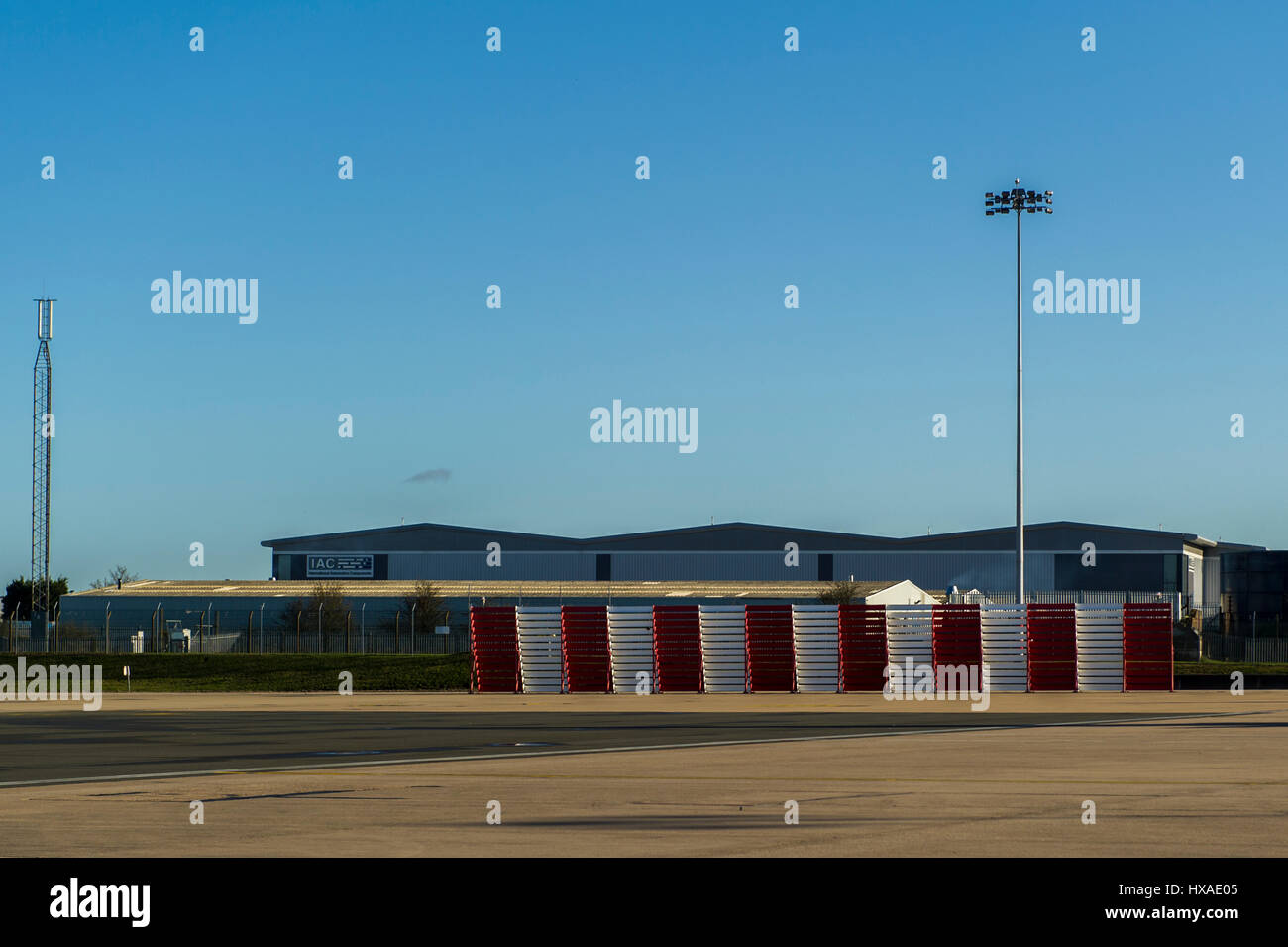Jet blast deflector hi-res stock photography and images - Alamy