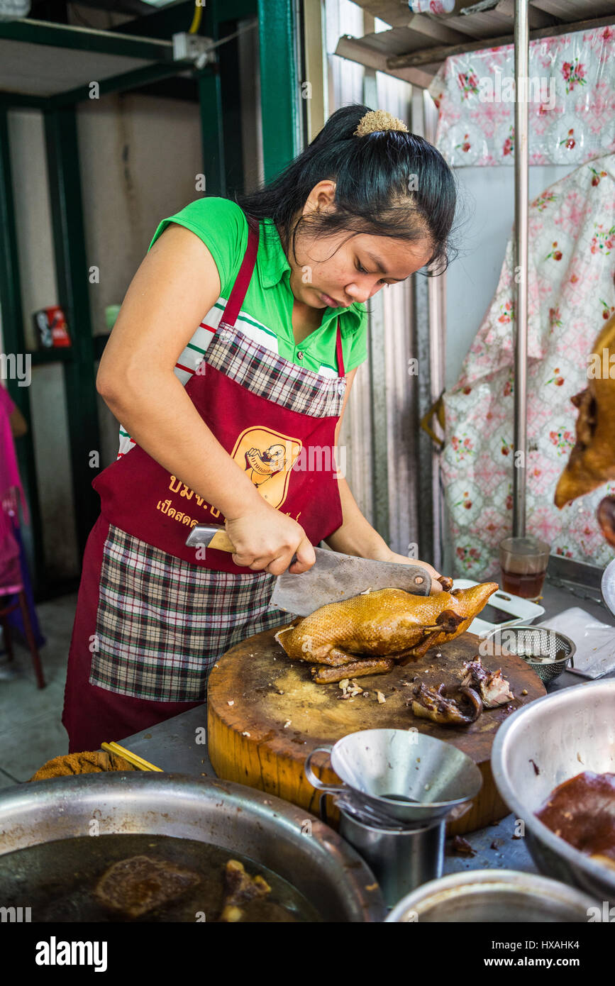 Fast food on the local market, Street scene in the Chinatown, Bangkok ...