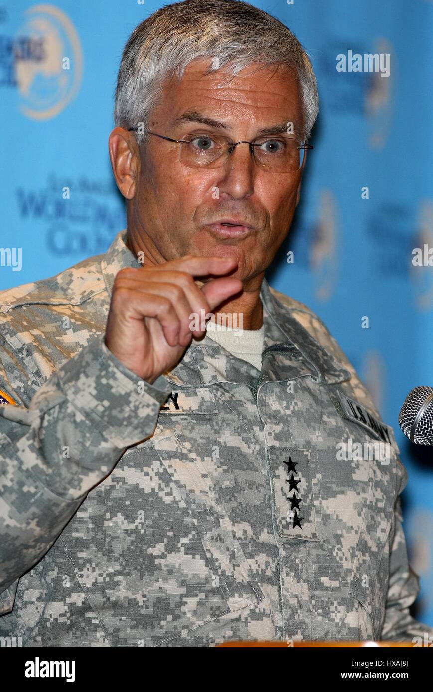 GENERAL GEORGE W. CASEY & JR CHIEF OF STAFF THE U.S. ARMY 27 September ...