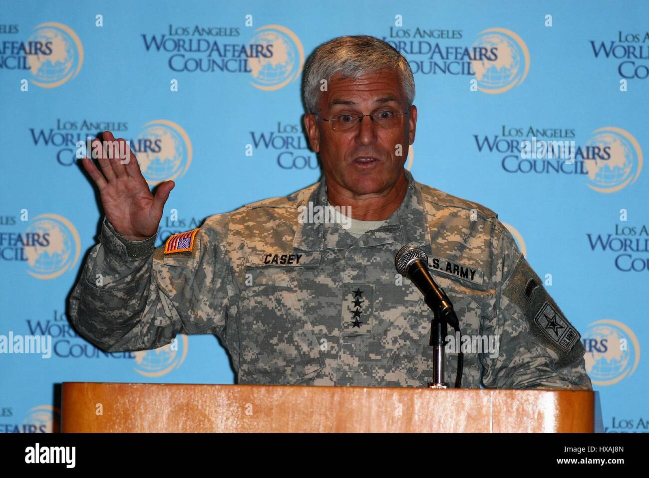 GENERAL GEORGE W. CASEY & JR CHIEF OF STAFF THE U.S. ARMY 27 September ...