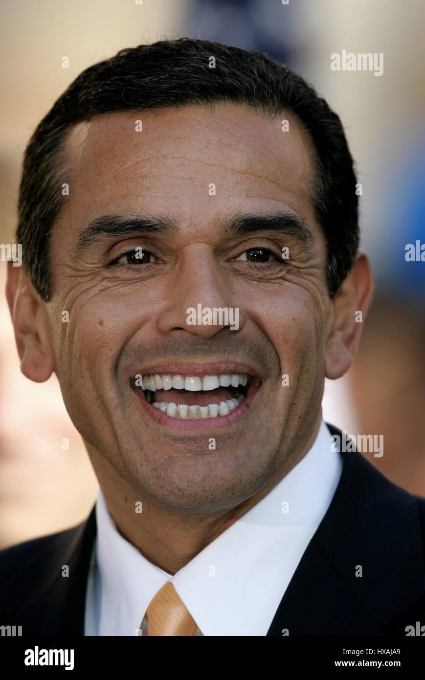 ANTONIO VILLARAIGOSA MAYOR OF LOS ANGELES 27 October 2006 USC DOWNTOWN ...