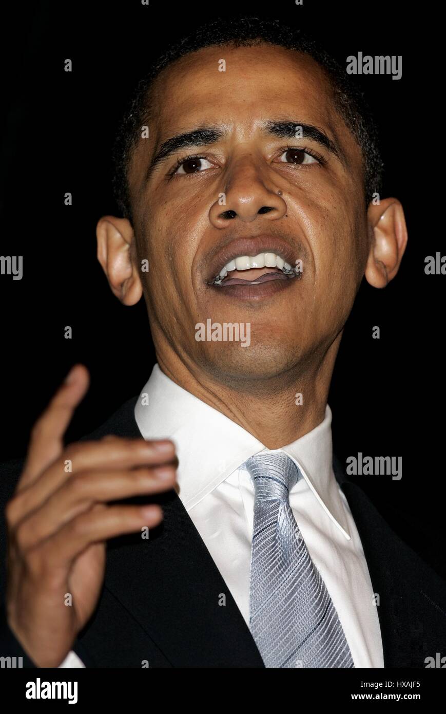 BARACK OBAMA US SENATOR ILLINOIS 28 April 2007 SAN DIEGO CALIFORNIA USA ...