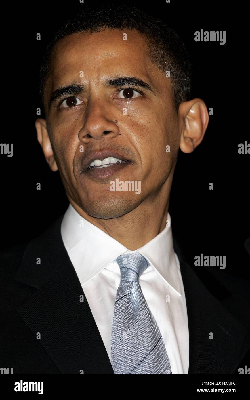 BARACK OBAMA US SENATOR ILLINOIS 28 April 2007 SAN DIEGO CALIFORNIA USA ...