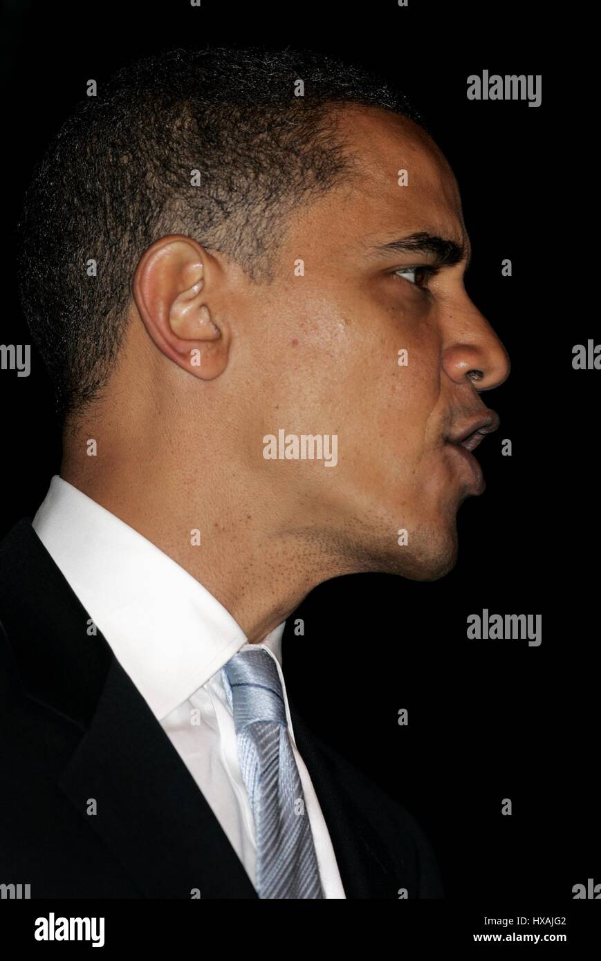 BARACK OBAMA US SENATOR ILLINOIS 28 April 2007 SAN DIEGO CALIFORNIA USA ...