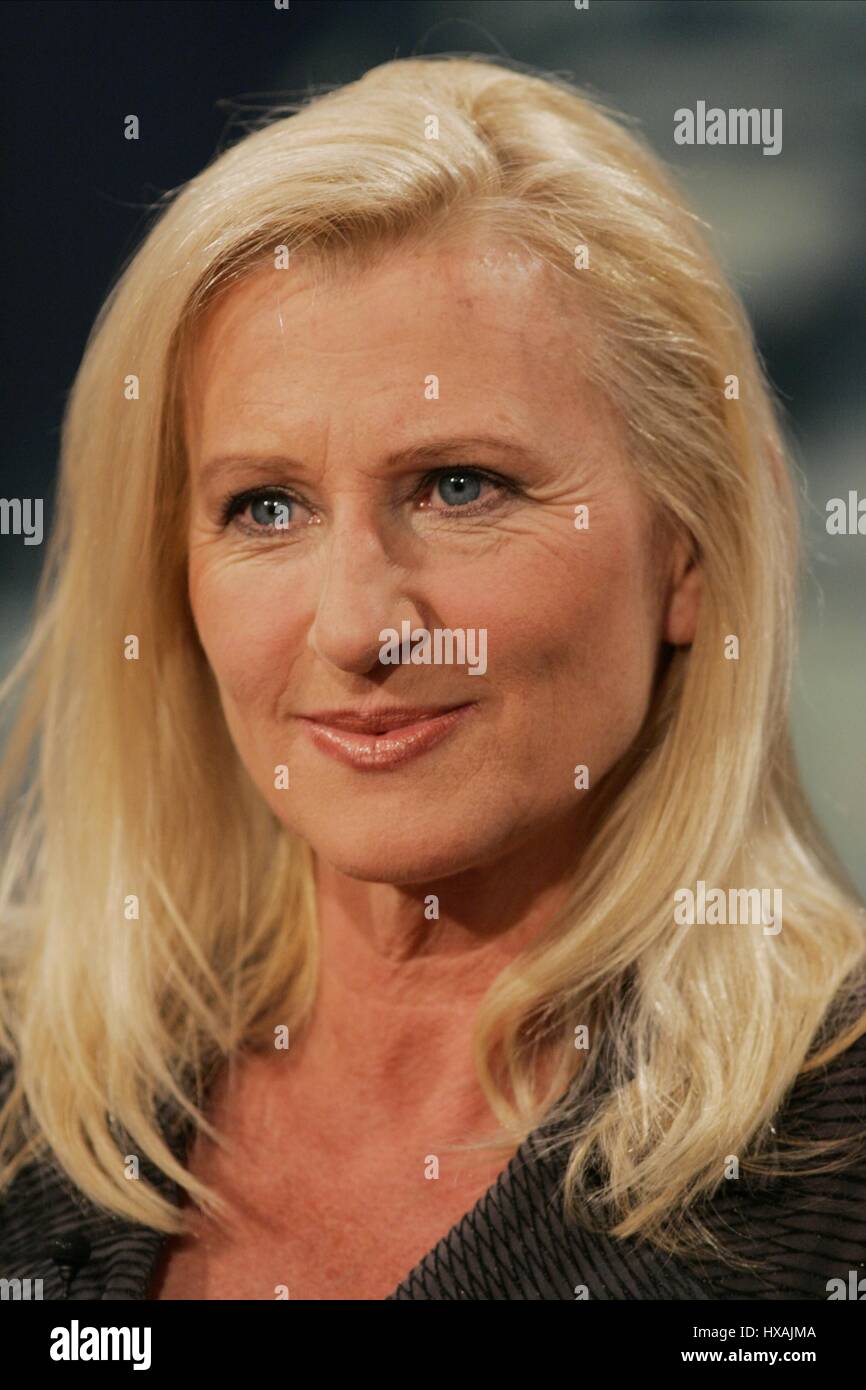 Guest in the german tv show hi-res stock photography and images - Alamy