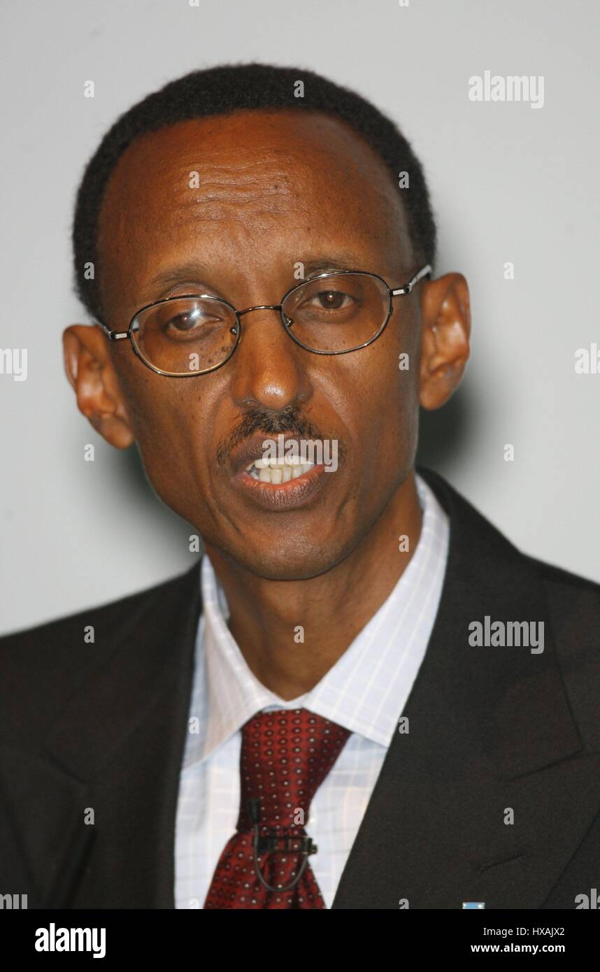 Paul kagame hi-res stock photography and images - Alamy