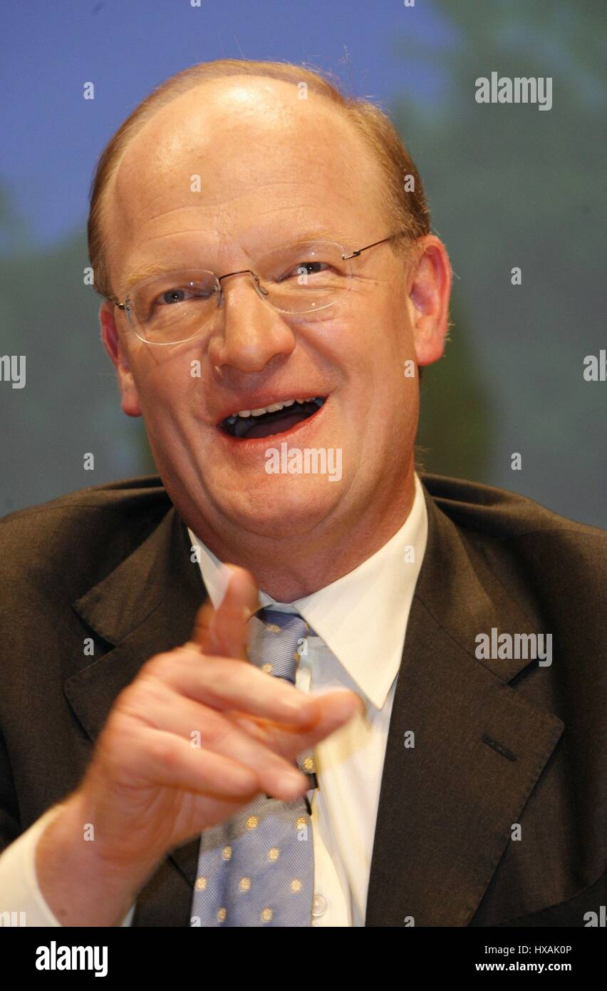 DAVID WILLETTS MP SHADOW SEC STATE INOVATION UN 01 October 2007 WINTER ...