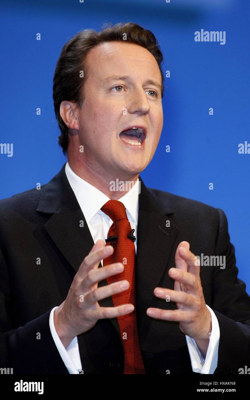Conservative leader david cameron right hi-res stock photography and ...
