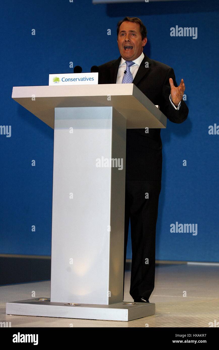 Shadow defence secretary hi-res stock photography and images - Alamy