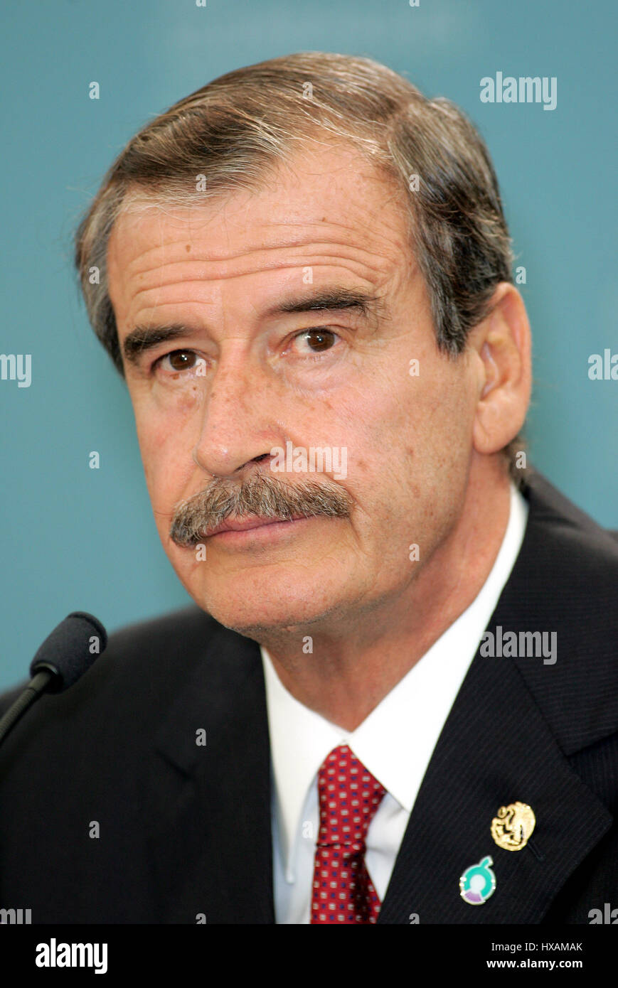 VINCENTE FOX PRESIDENT OF MEXICO 06 July 2005 EDINBURGH SCOTLAND Stock ...
