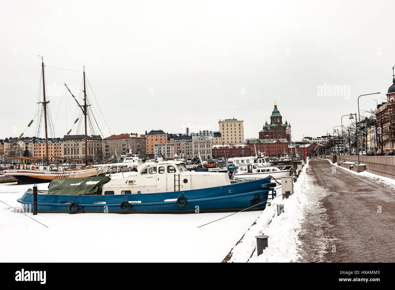 Finland helsinki skyline snow hi-res stock photography and images - Alamy