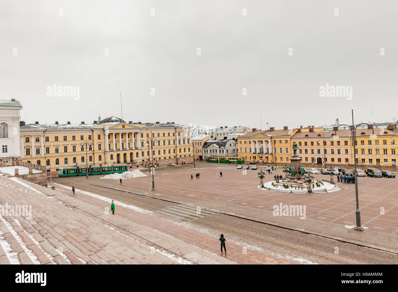 Government palace square helsinki finland hi-res stock photography and ...