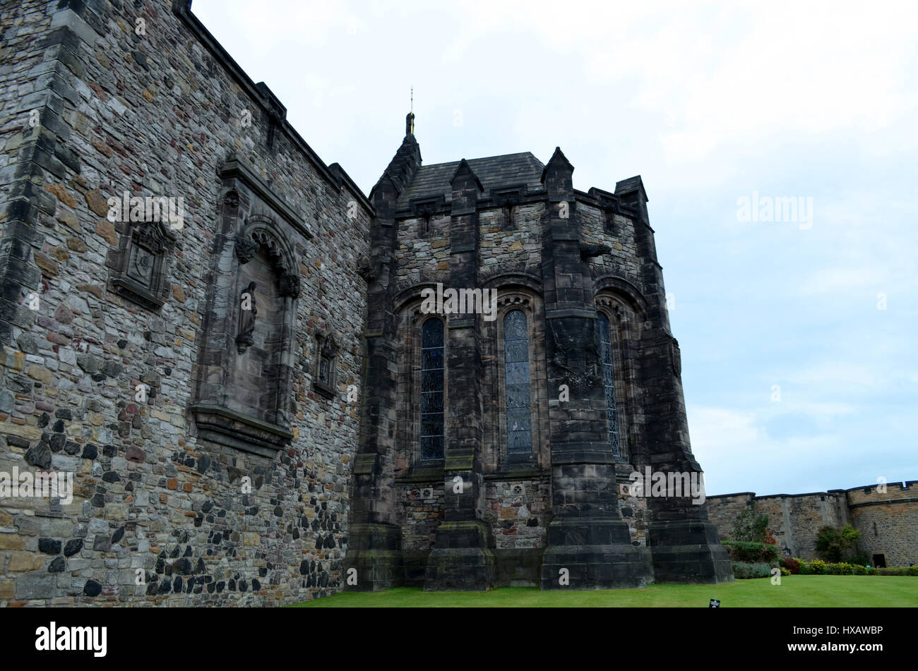 Overcast and dreary day at Edinburgh Castle in Scotland Stock Photo - Alamy
