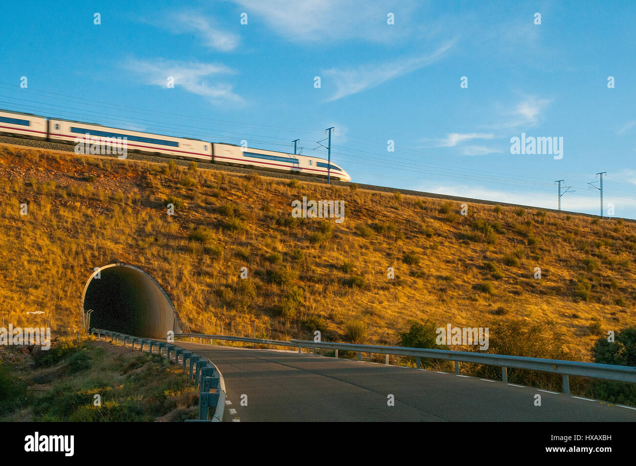 Tunel train hi-res stock photography and images - Alamy