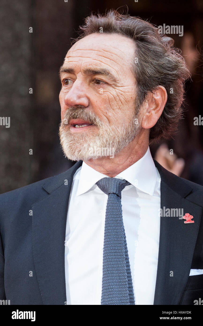 Robert lindsay hi-res stock photography and images - Alamy