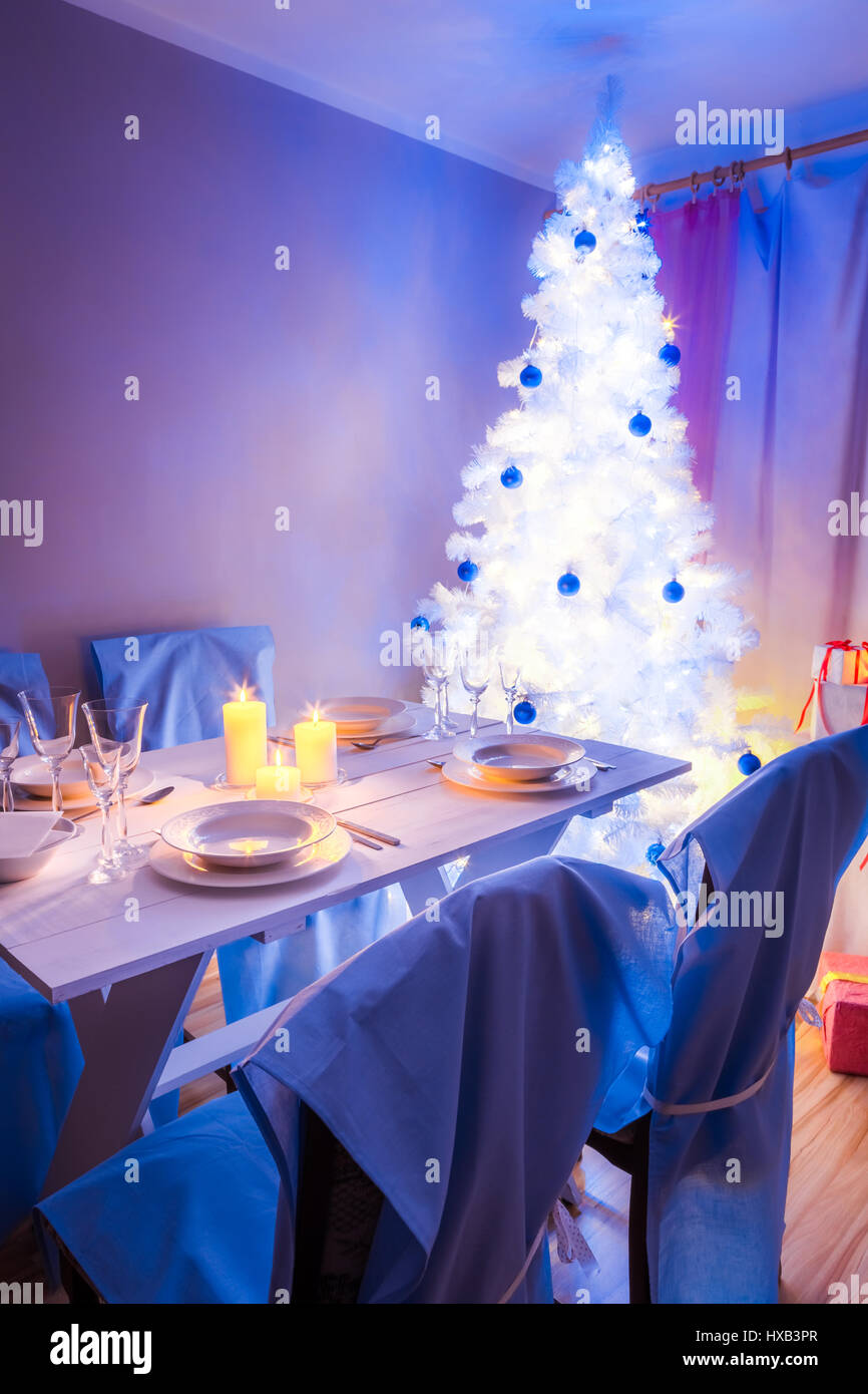 Traditionally Christmas table setting for Christmas eve Stock Photo - Alamy
