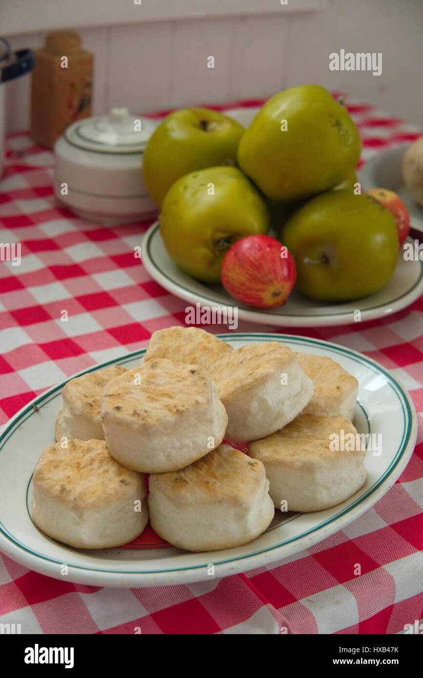 Array biscuits hi-res stock photography and images - Alamy