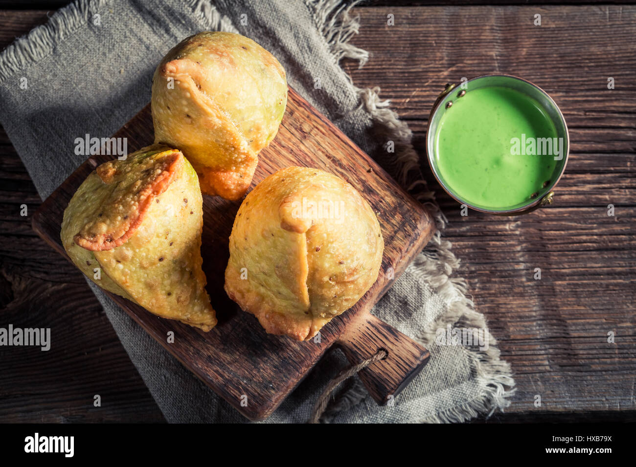 Samosa on green hi-res stock photography and images - Alamy