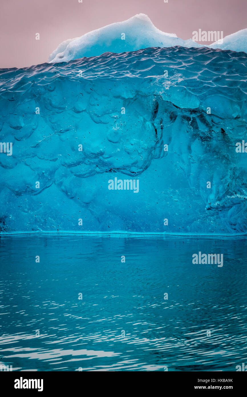 Water flipping hi-res stock photography and images - Alamy