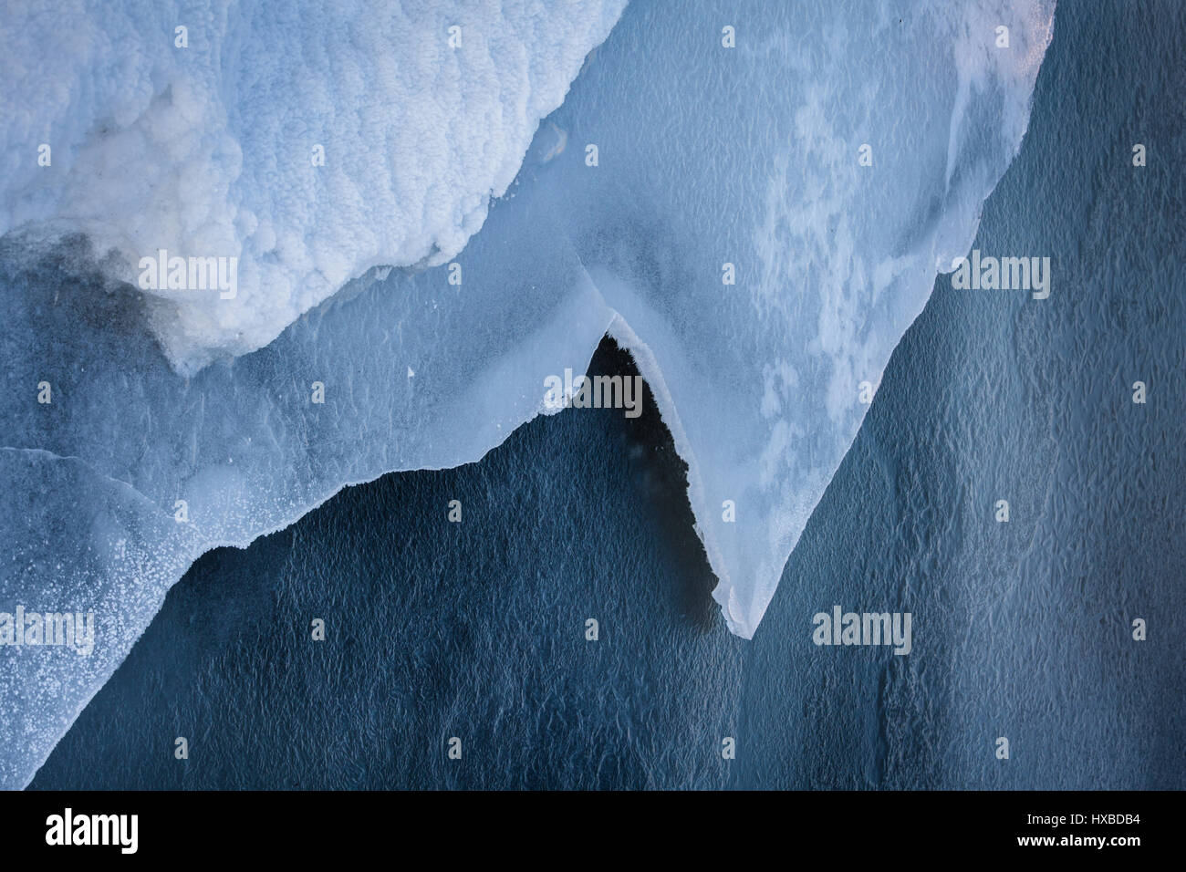 Frozen mist patterns hi-res stock photography and images - Alamy