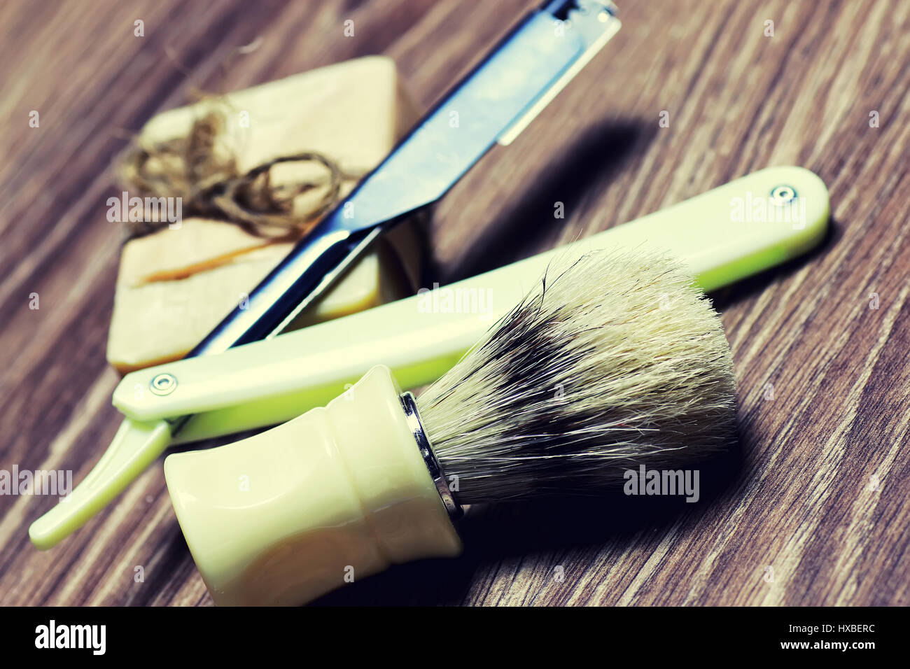 razor sharp soap brush Stock Photo - Alamy