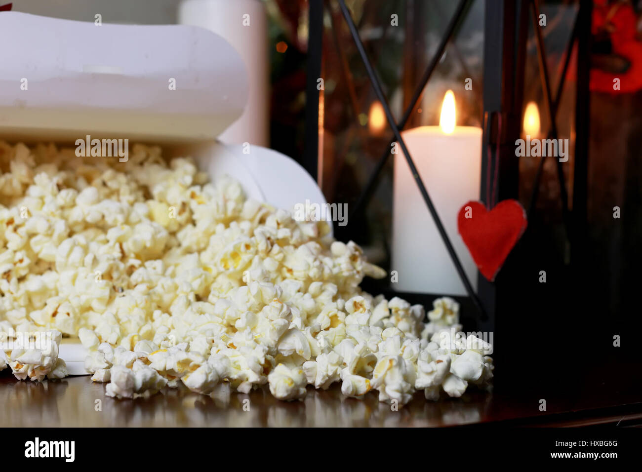 popcorn stack with heart shape Stock Photo - Alamy