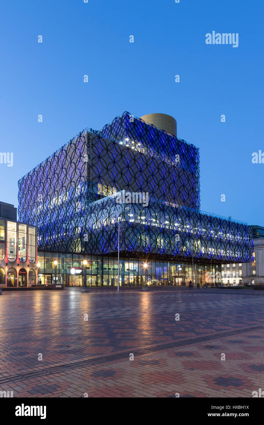The Library of Birmingham, Centenary Square, Birmingham, UK Stock Photo ...