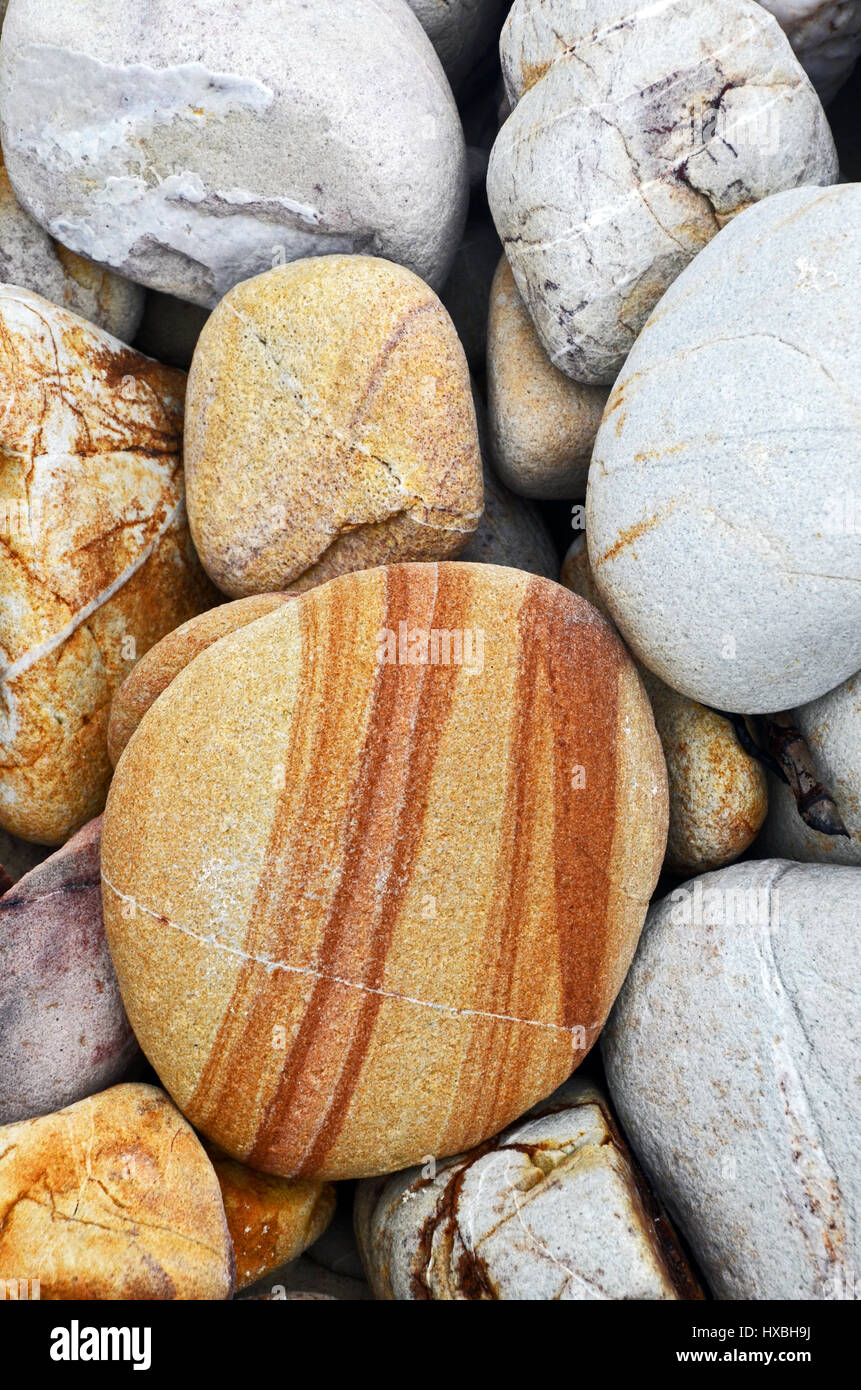 Banded rocks hi-res stock photography and images - Alamy