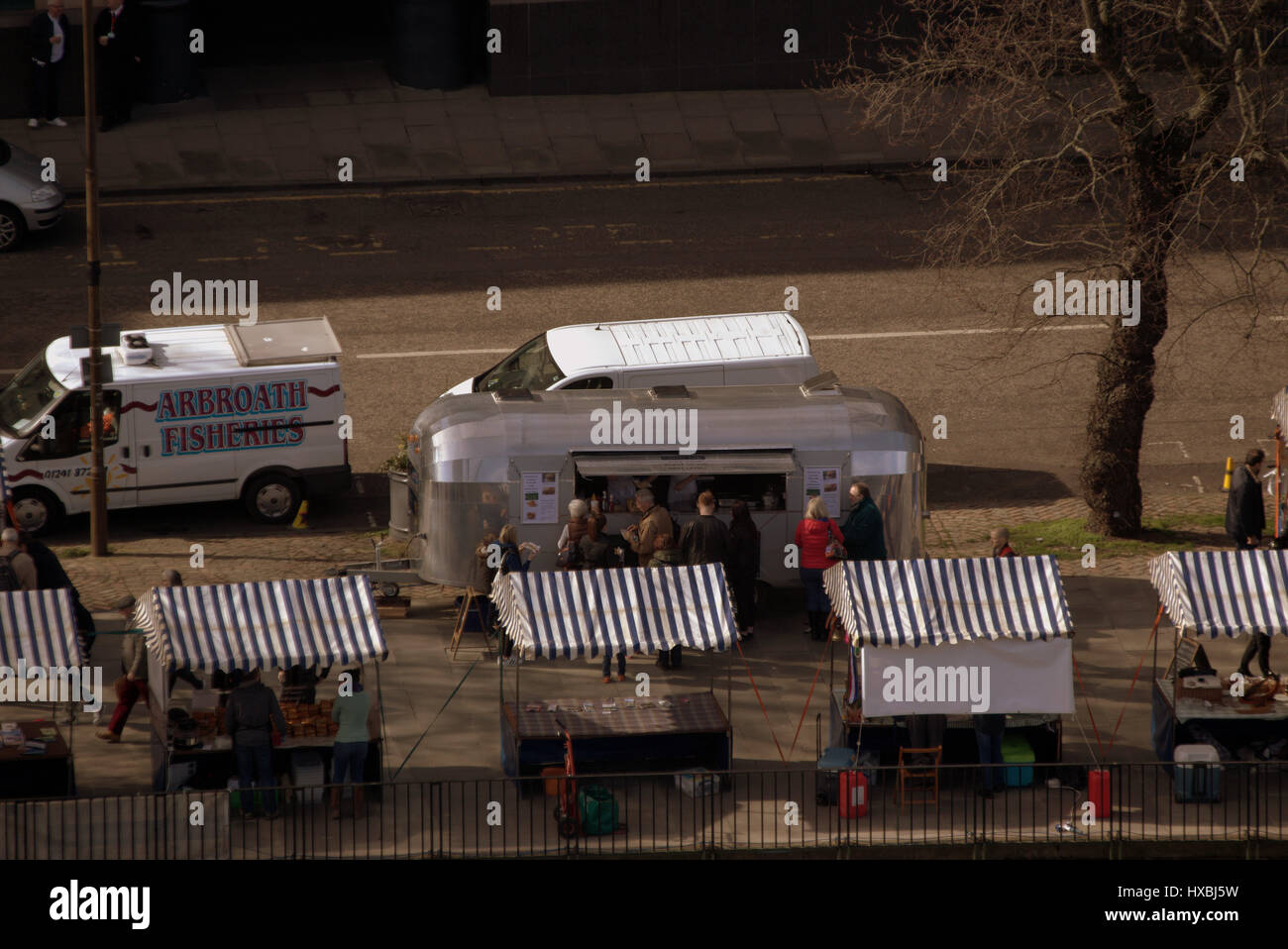 Edinburgh farmers market from above hi-res stock photography and images ...