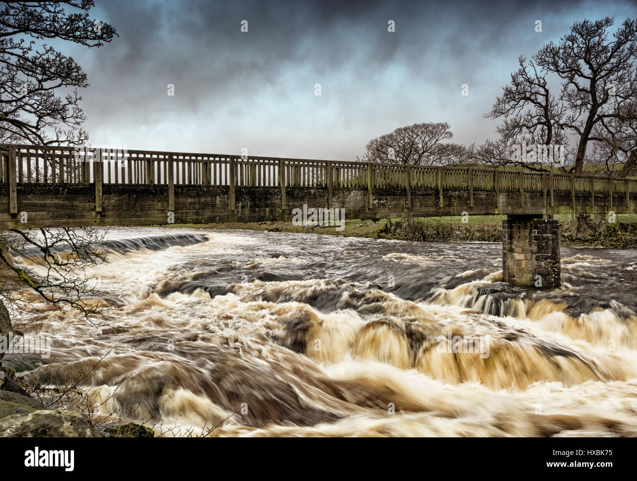 Linton falls in yorkshire hi-res stock photography and images - Alamy