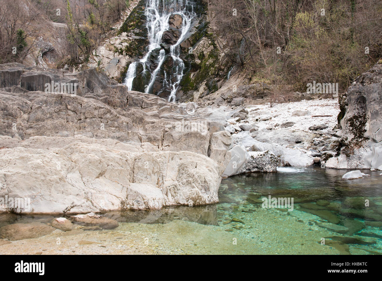 Emerald water and waterfalls Stock Photo - Alamy
