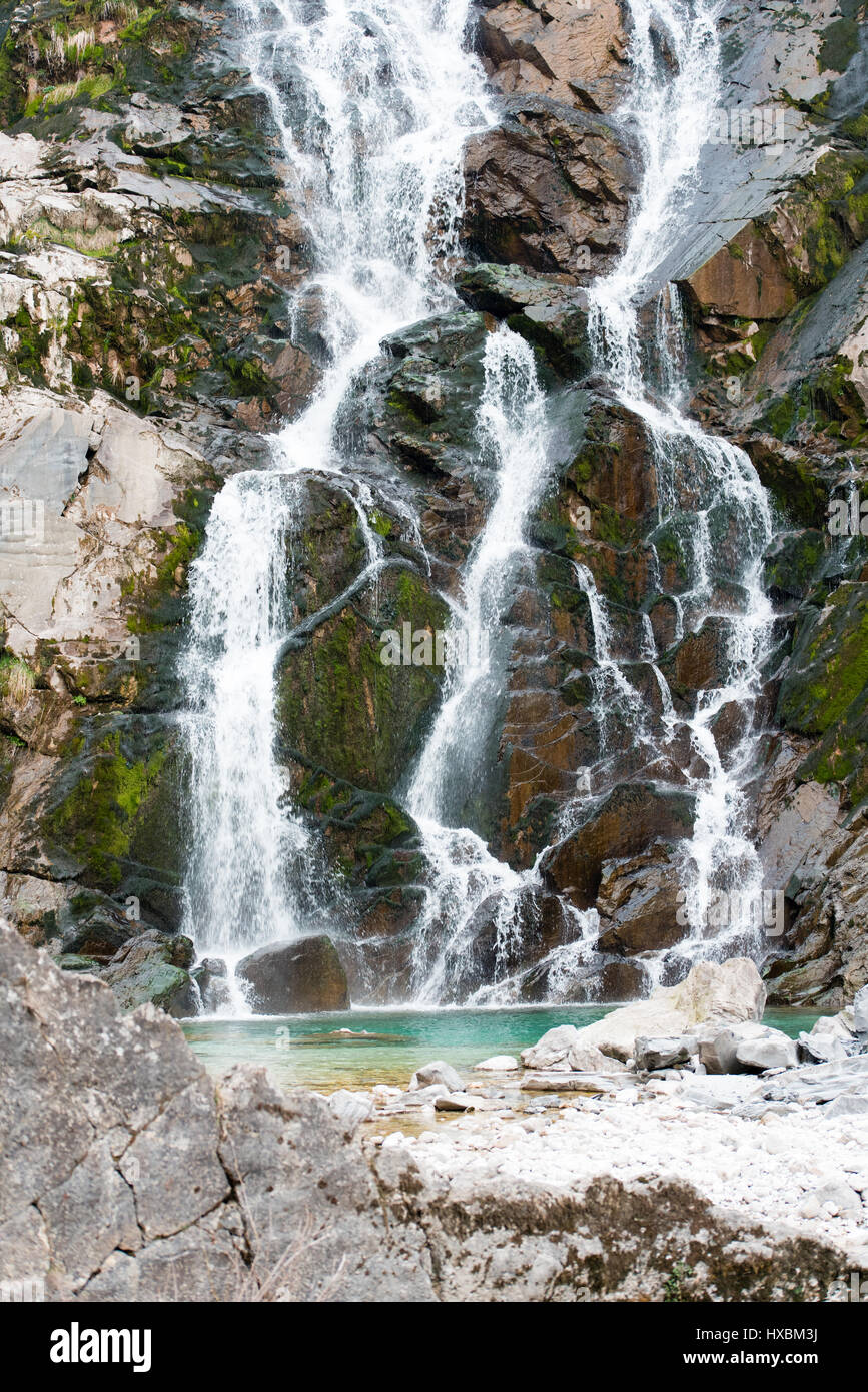Emerald water and waterfalls Stock Photo - Alamy