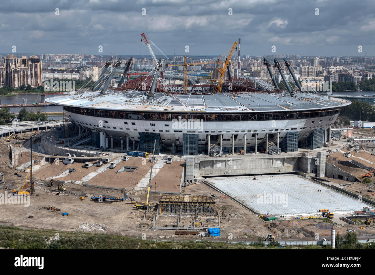 Football stadium being built hi-res stock photography and images - Alamy