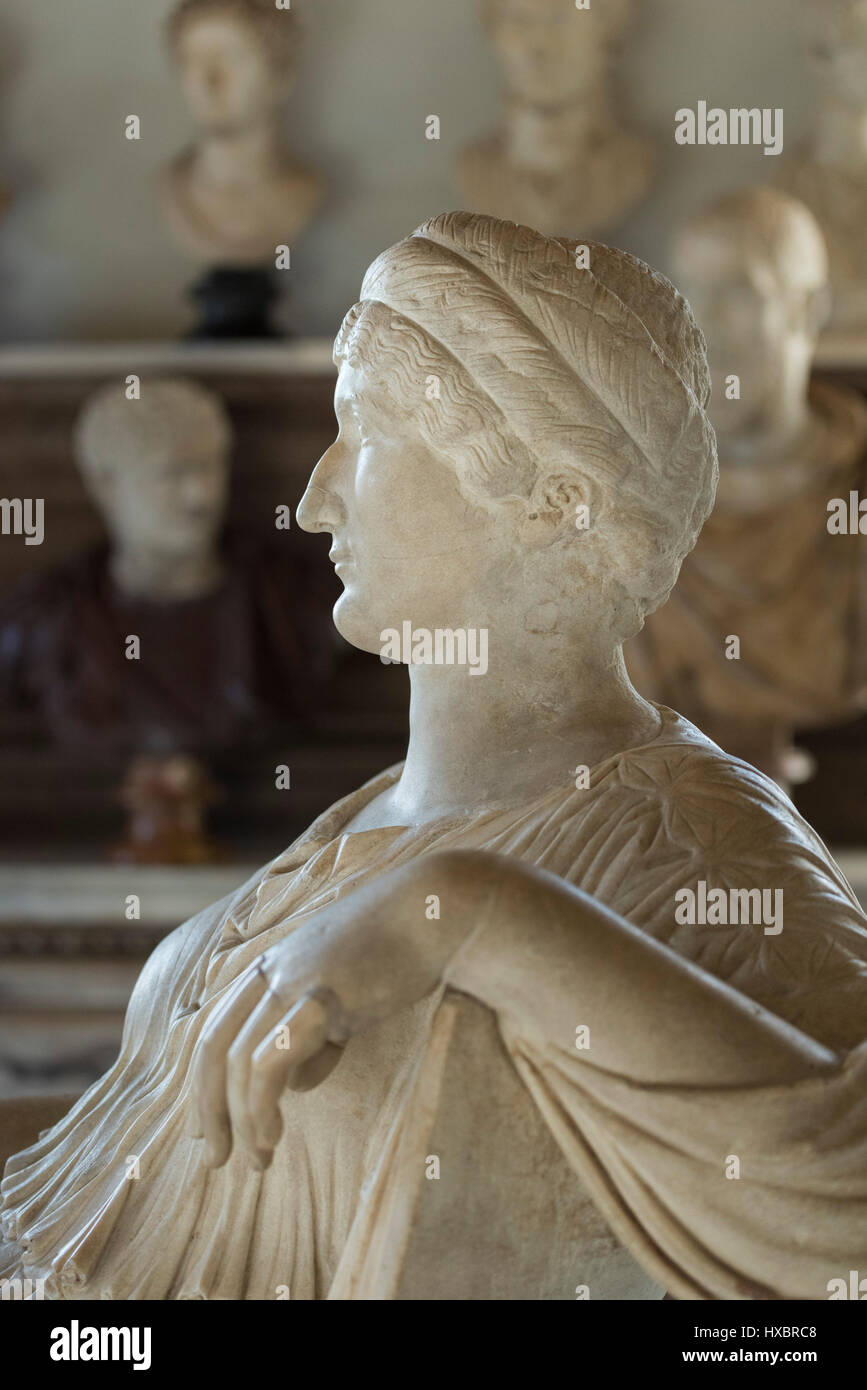 Emperors statue High Resolution Stock Photography and Images - Alamy