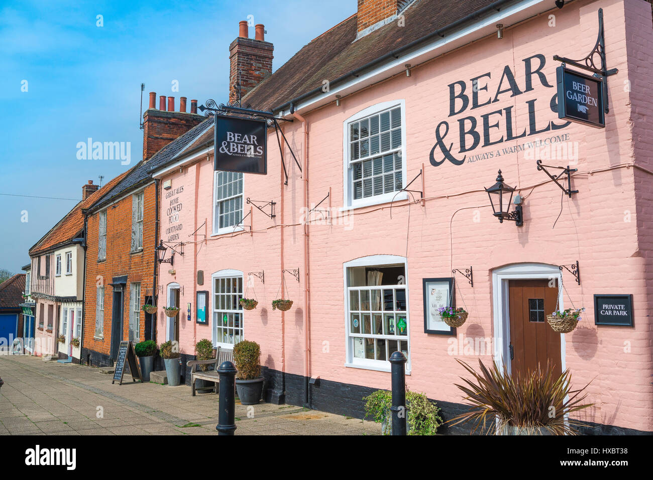Beccles Suffolk architecture, the Bear & Bells pub in Smallgate in the ...