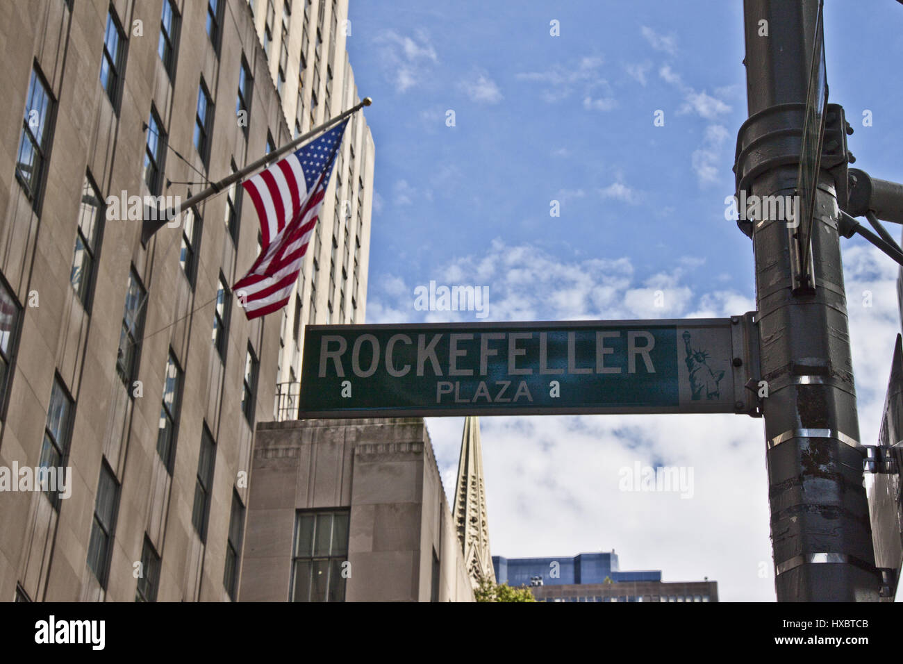 Rockefeller plaza sign hi-res stock photography and images - Alamy