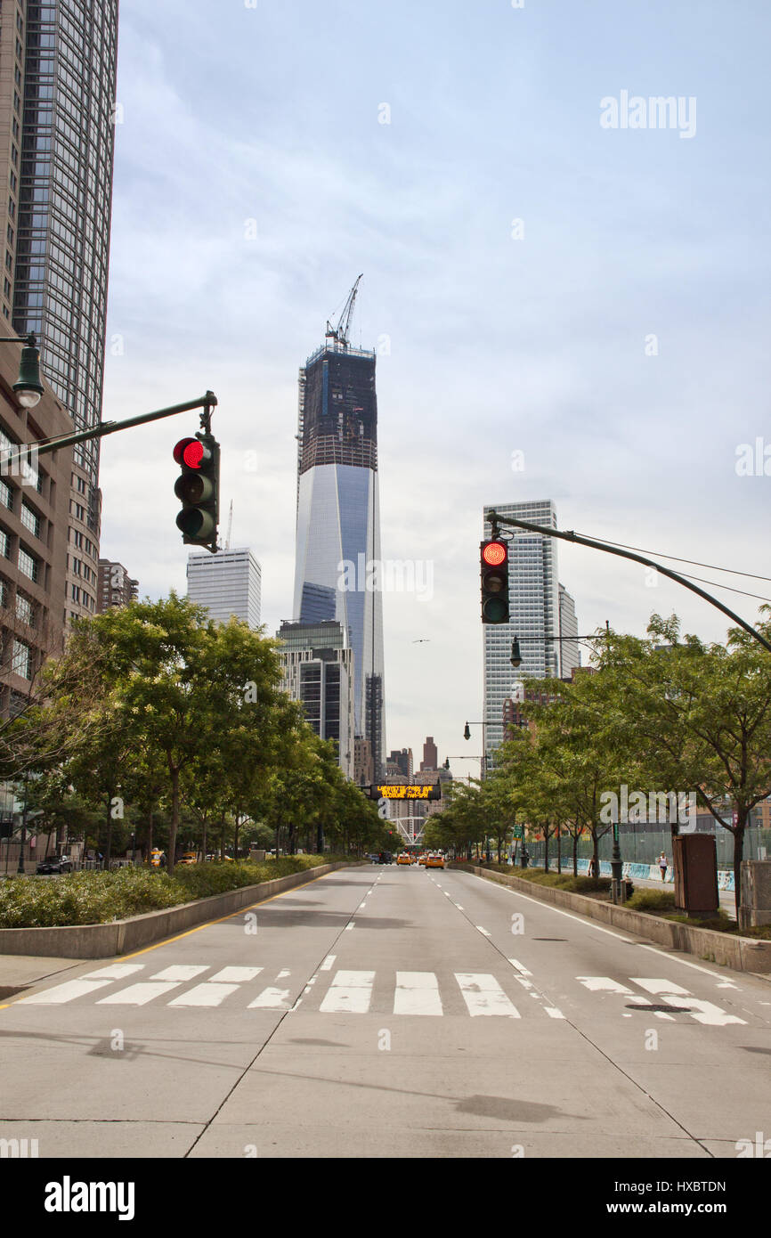 Ground zero streets hi-res stock photography and images - Alamy