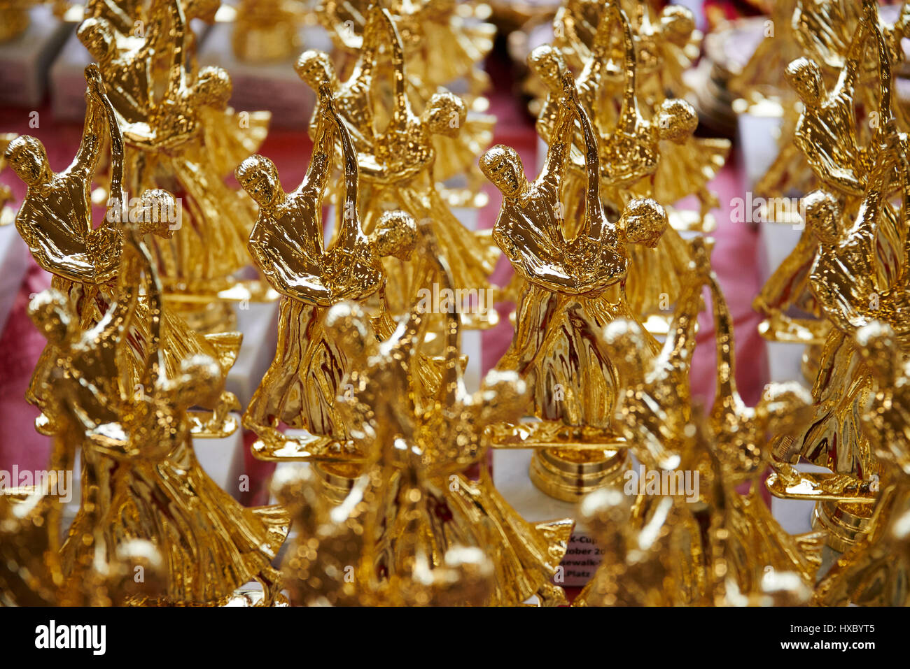 Dance to glory hi-res stock photography and images - Alamy