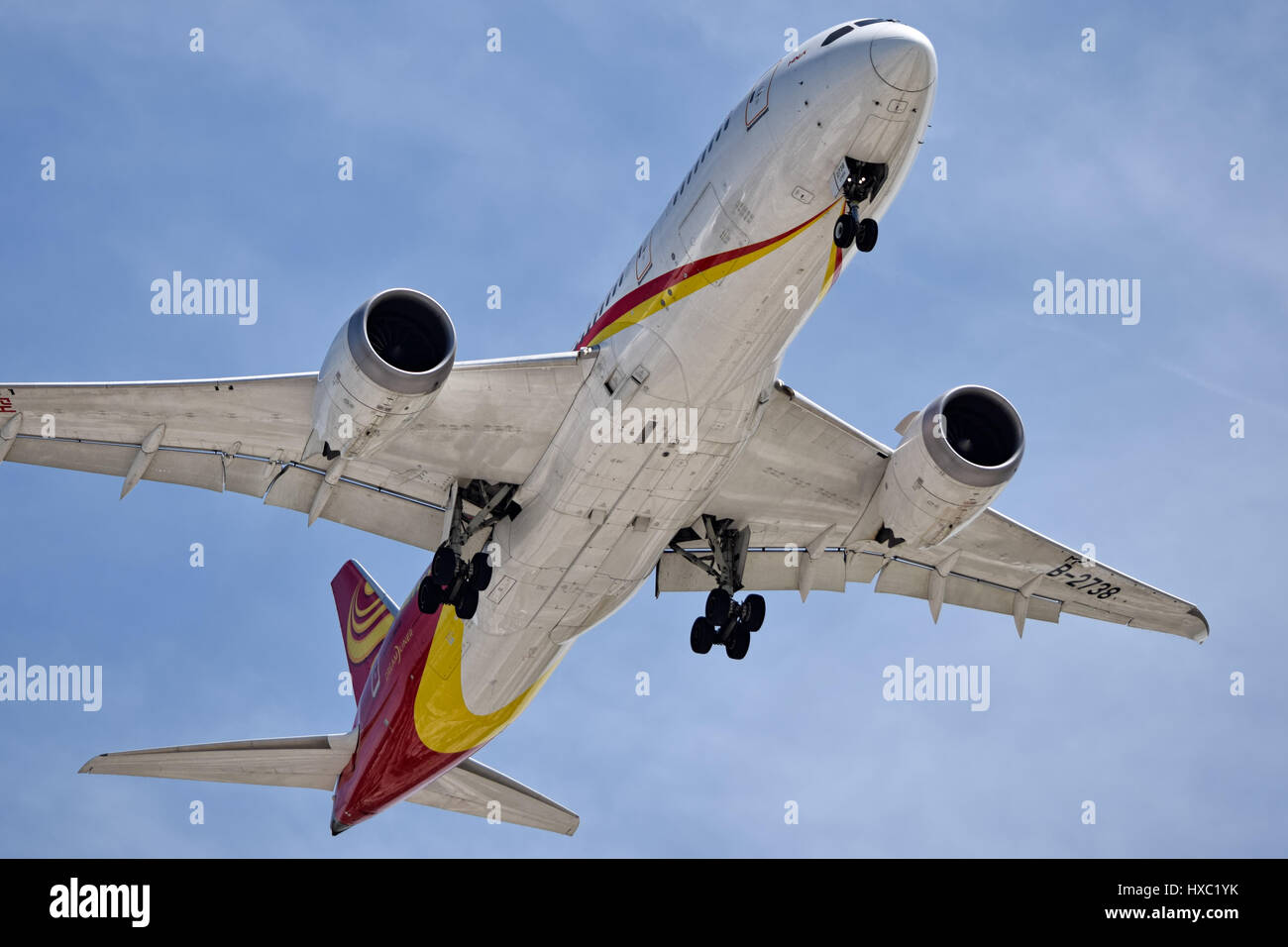 United airlines jet sunset hi-res stock photography and images - Alamy