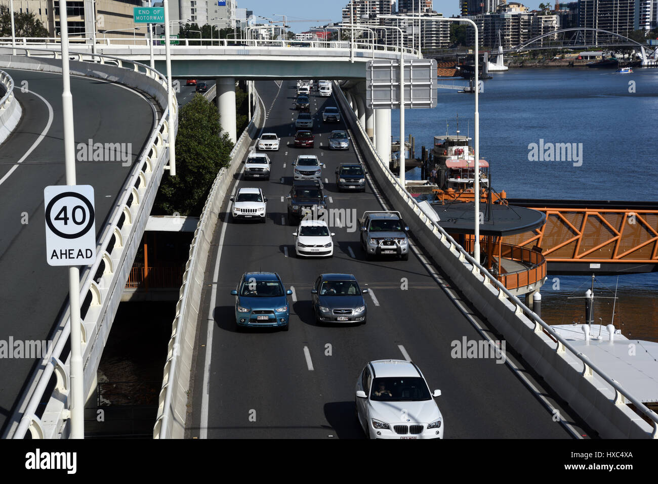 Brisbane, Australia: Traffic on the Riverside Expressway on the banks ...