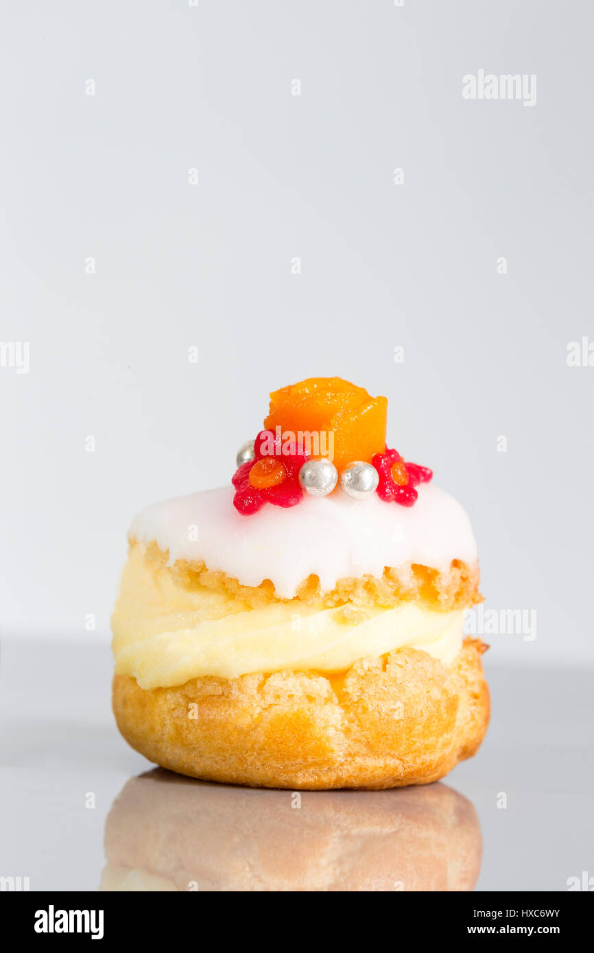 Silver Puff Flower High Resolution Stock Photography and Images - Alamy