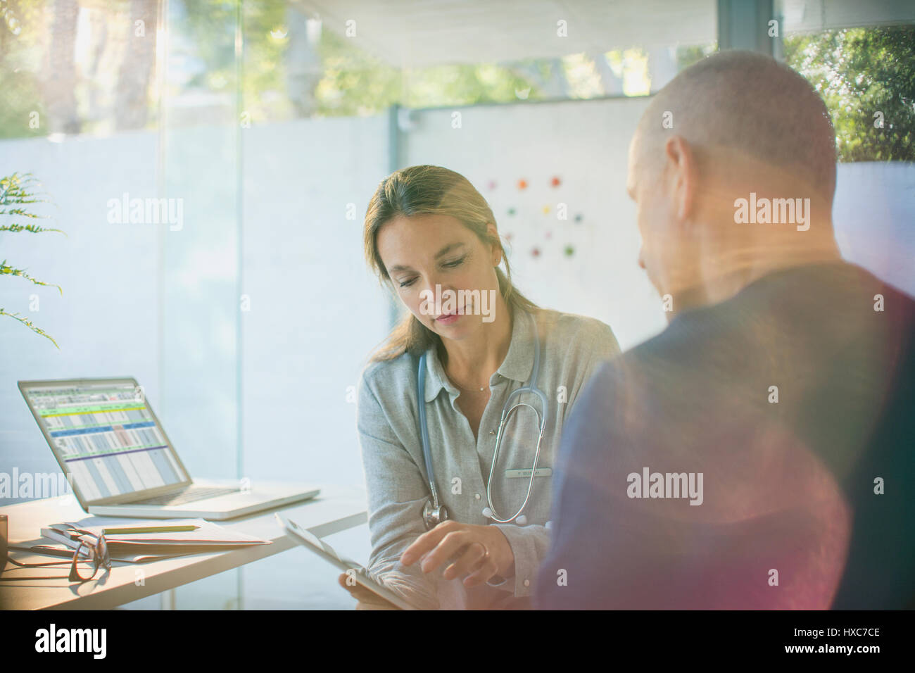 Doctor pointing patient medical hi-res stock photography and images - Alamy