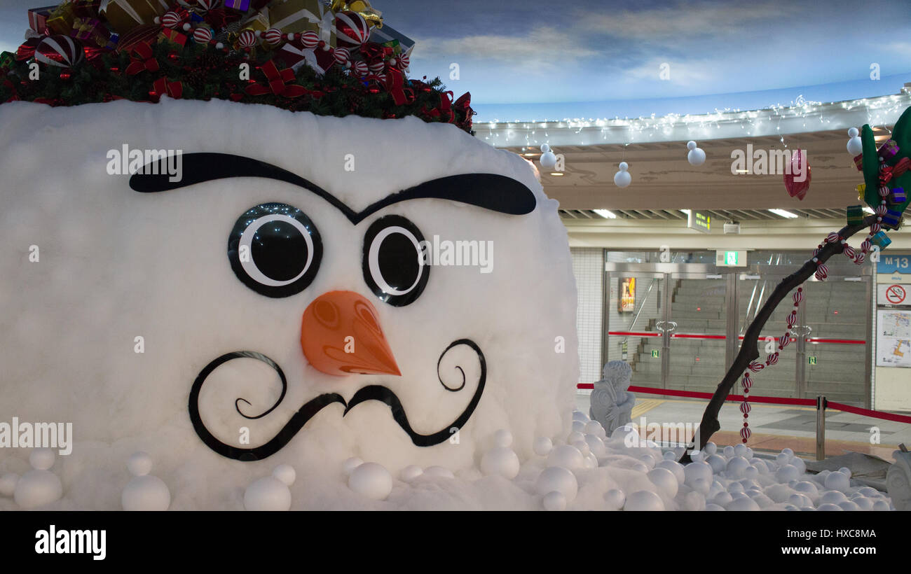 Mustache snowman hi-res stock photography and images - Alamy