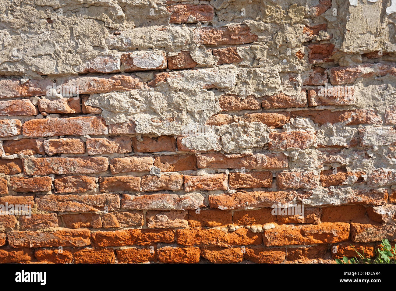 Old ruined brick wall of a building Stock Photo - Alamy