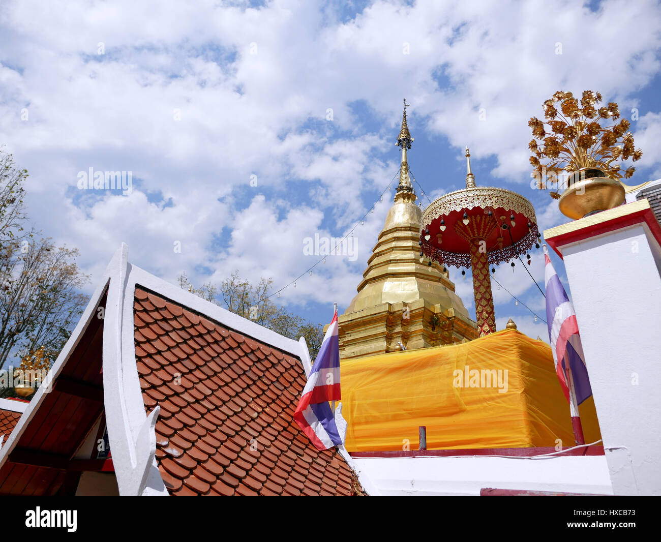 Thai pagoda at Wat Phra That Doi Kham (Temple of the Golden Mountain ...