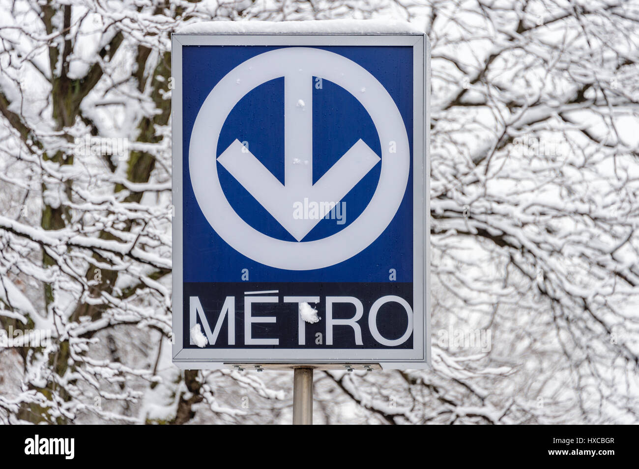 Montreal subway signage hi-res stock photography and images - Alamy